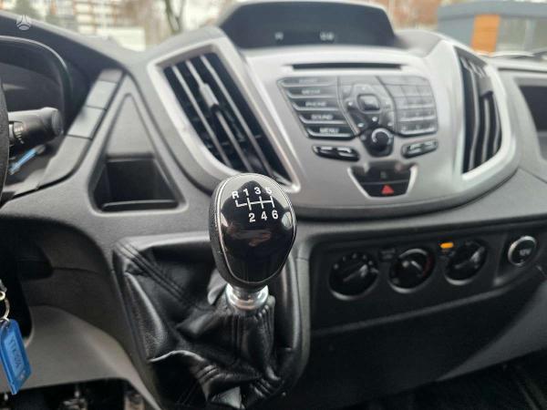 White Ford Transit 2018 in Marijampole, with an engine capacity of 2.00 L and mileage of 269 thousand km for 9390 €, photo 11 on AUTOMOTO.COM.LV