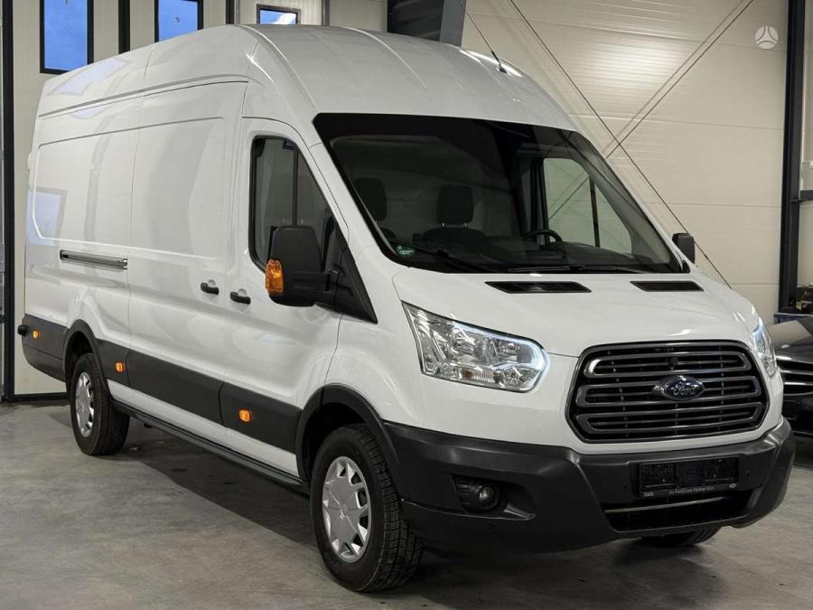 Balts Ford Transit 2018 Marijampole, ar dzinēja tilpumu 2.00 L un nobraukumu 250 tūkst. km par 11900 €, foto 1 vietnē AUTOMOTO.COM.LV
