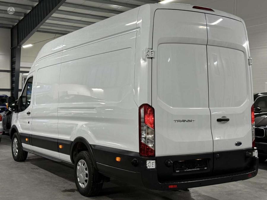 Balts Ford Transit 2018 Marijampole, ar dzinēja tilpumu 2.00 L un nobraukumu 250 tūkst. km par 11900 €, foto 6 vietnē AUTOMOTO.COM.LV