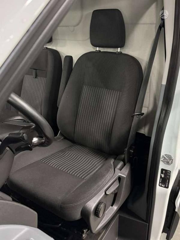 White Ford Transit 2018 in Marijampole, with an engine capacity of 2.00 L and mileage of 250 thousand km for 11900 €, photo 11 on AUTOMOTO.COM.LV