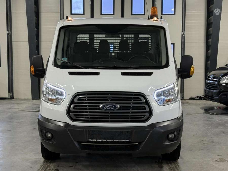 White Ford Transit 2018 in Marijampole, with an engine capacity of 2.00 L and mileage of 178 thousand km for 13500 €, photo 3 on AUTOMOTO.COM.LV