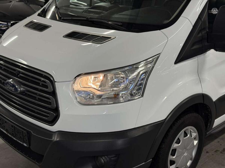 White Ford Transit 2018 in Marijampole, with an engine capacity of 2.00 L and mileage of 178 thousand km for 13500 €, photo 24 on AUTOMOTO.COM.LV