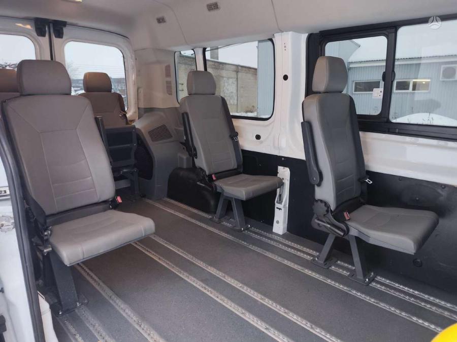 White Ford Transit 2018 in Taurage, with an engine capacity of 2.00 L and mileage of 250 thousand km for 11200 €, photo 12 on AUTOMOTO.COM.LV