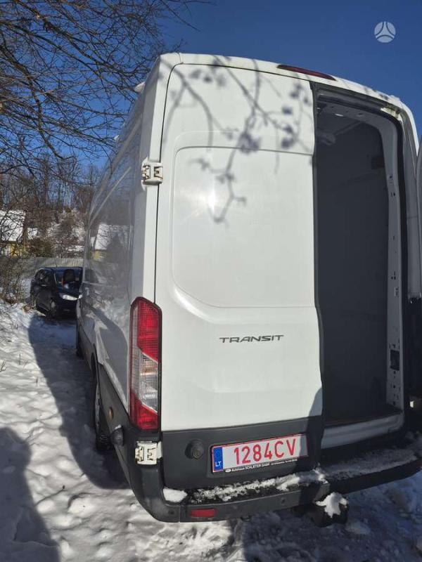 Balts Ford Transit 2018 Prienai, ar dzinēja tilpumu 2.00 L un nobraukumu 290 tūkst. km par 10500 €, foto 2 vietnē AUTOMOTO.COM.LV