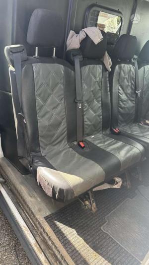 White Ford Transit 2018 in Kaunas, with an engine capacity of 2.00 L and mileage of 376 thousand km for 5000 €, photo 8 on AUTOMOTO.COM.LV