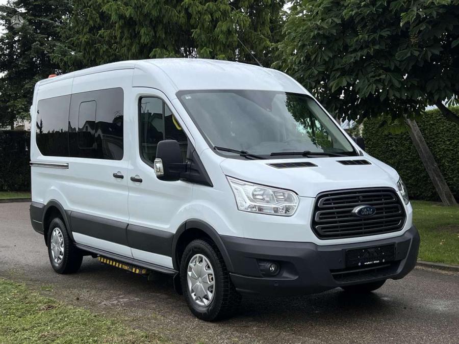 White Ford Transit 2018 in Kedainiai, with an engine capacity of 2.00 L and mileage of 253 thousand km for 9900 €, photo 4 on AUTOMOTO.COM.LV