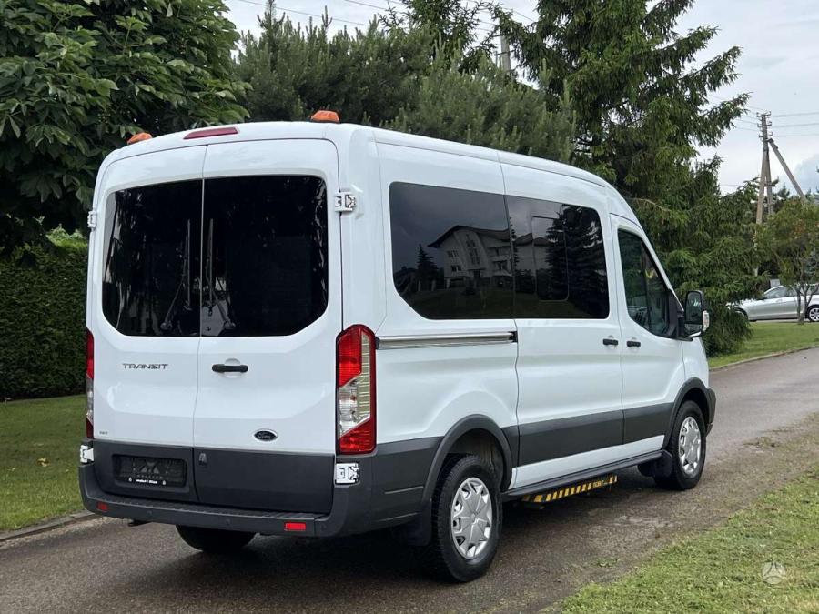 White Ford Transit 2018 in Kedainiai, with an engine capacity of 2.00 L and mileage of 253 thousand km for 9900 €, photo 6 on AUTOMOTO.COM.LV