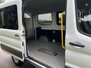 White Ford Transit 2018 in Kedainiai, with an engine capacity of 2.00 L and mileage of 253 thousand km for 9900 €, photo 20 on AUTOMOTO.COM.LV