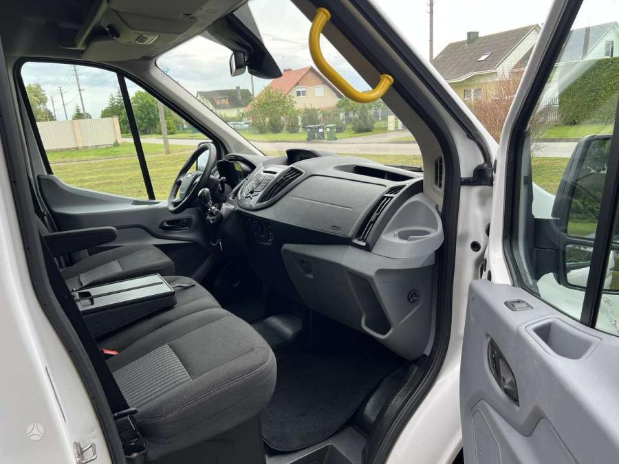 White Ford Transit 2018 in Kedainiai, with an engine capacity of 2.00 L and mileage of 253 thousand km for 9900 €, photo 25 on AUTOMOTO.COM.LV