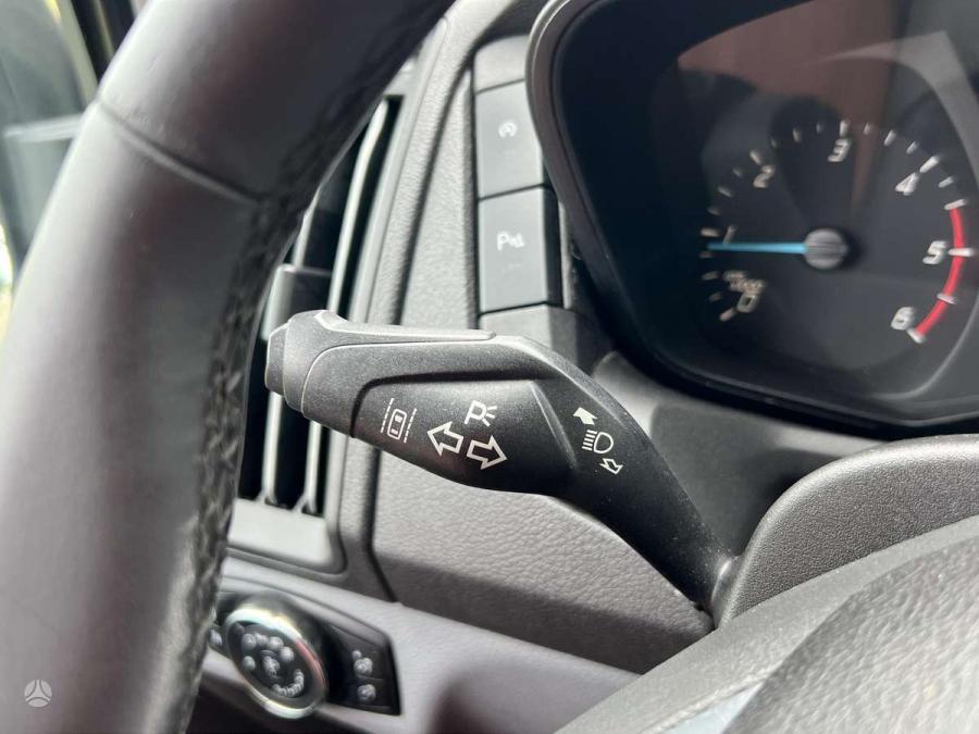 White Ford Transit 2018 in Kedainiai, with an engine capacity of 2.00 L and mileage of 253 thousand km for 9900 €, photo 32 on AUTOMOTO.COM.LV