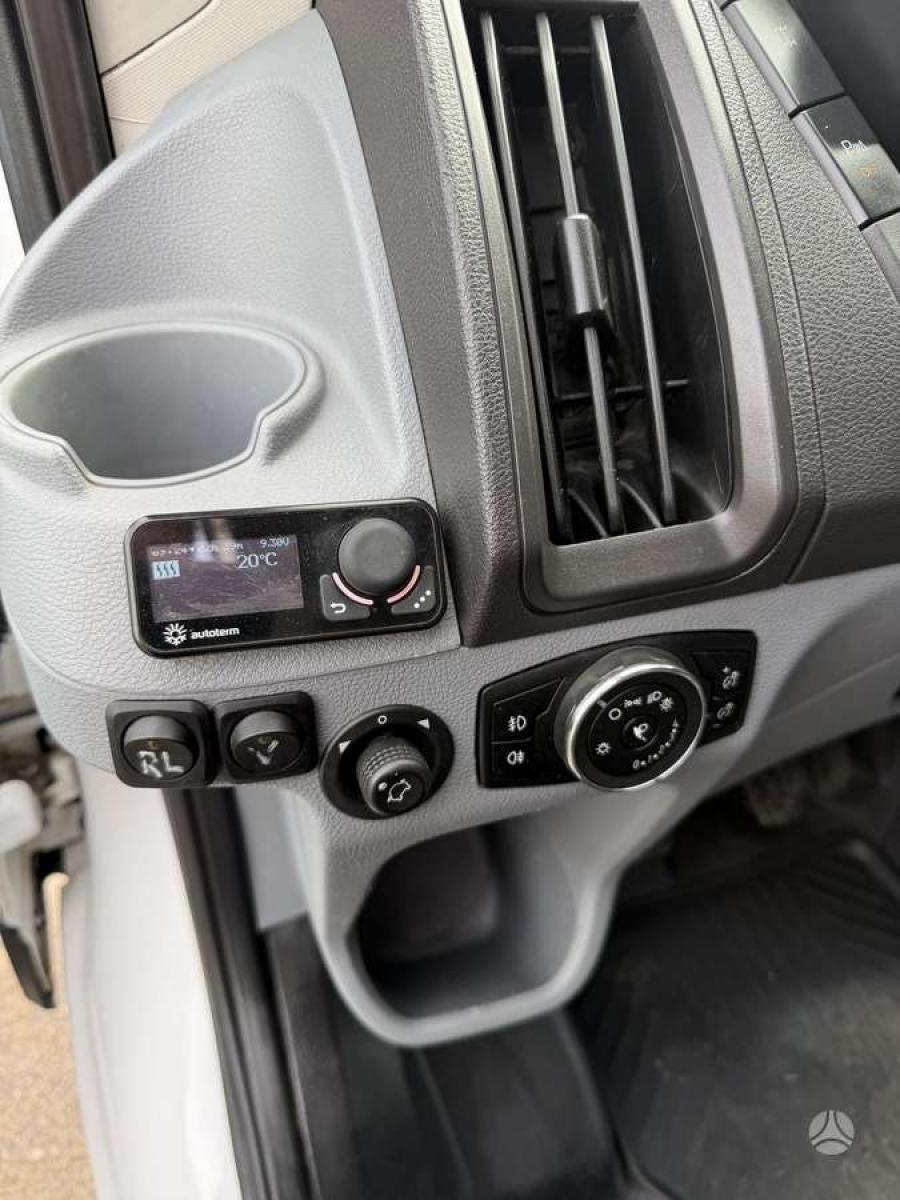 White Ford Transit 2018 in Skaudvile, with an engine capacity of 2.00 L and mileage of 188 thousand km for 12900 €, photo 16 on AUTOMOTO.COM.LV