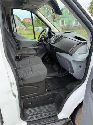 White Ford Transit 2018 in Skaudvile, with an engine capacity of 2.00 L and mileage of 188 thousand km for 12900 €, photo 19 on AUTOMOTO.COM.LV