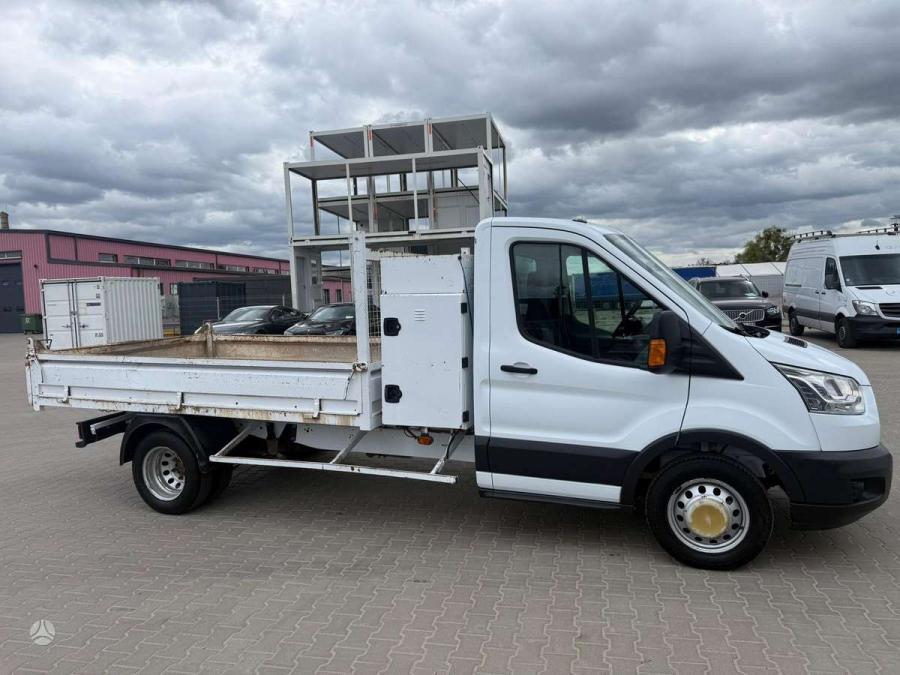 Balts Ford Transit 2018 Kauņa, ar dzinēja tilpumu 2.00 L un nobraukumu 221 tūkst. km par 10450 €, foto 3 vietnē AUTOMOTO.COM.LV