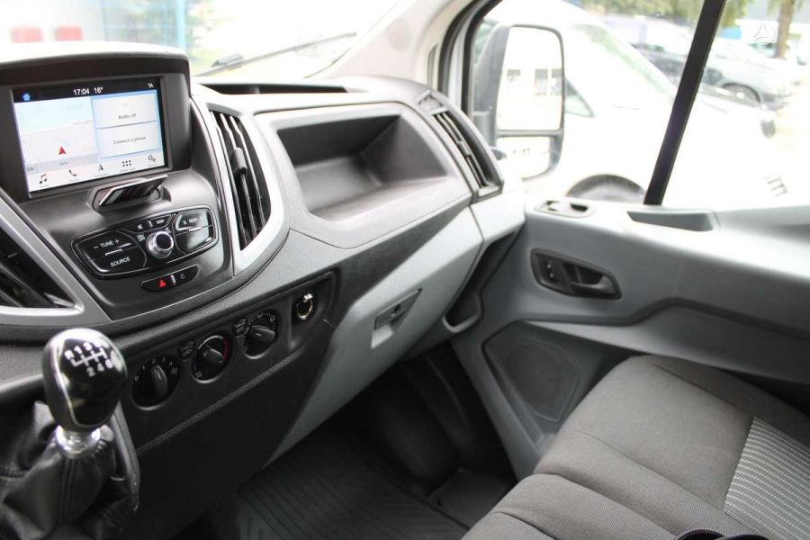 Balts Ford Transit 2018 Alīta, ar dzinēja tilpumu 2.00 L un nobraukumu 167 tūkst. km par 12900 €, foto 9 vietnē AUTOMOTO.COM.LV