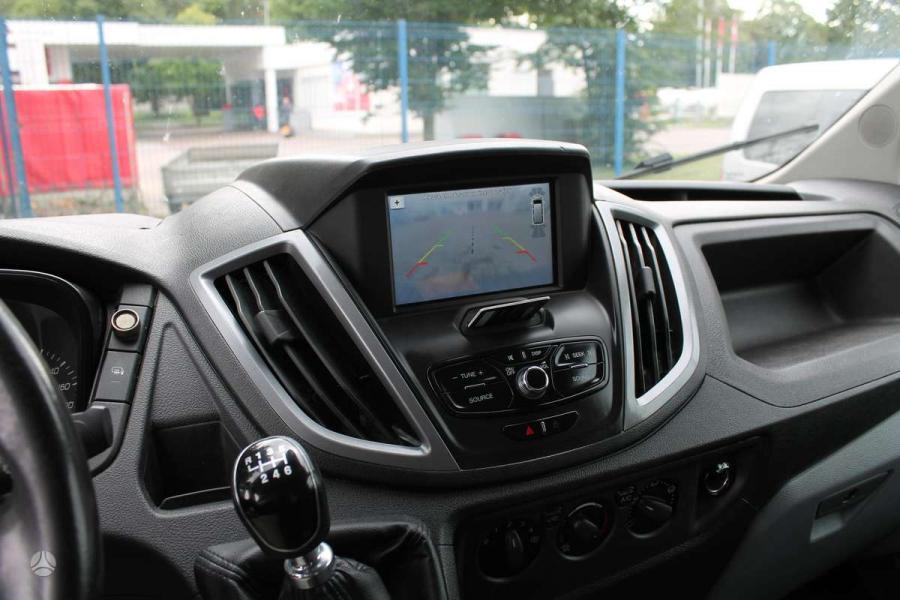 Balts Ford Transit 2018 Alīta, ar dzinēja tilpumu 2.00 L un nobraukumu 167 tūkst. km par 12900 €, foto 10 vietnē AUTOMOTO.COM.LV