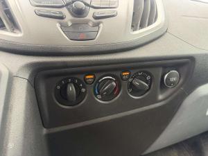 White Ford Transit 2018 in Kaunas, with an engine capacity of 2.00 L and mileage of 258 thousand km for 7500 €, photo 10 on AUTOMOTO.COM.LV