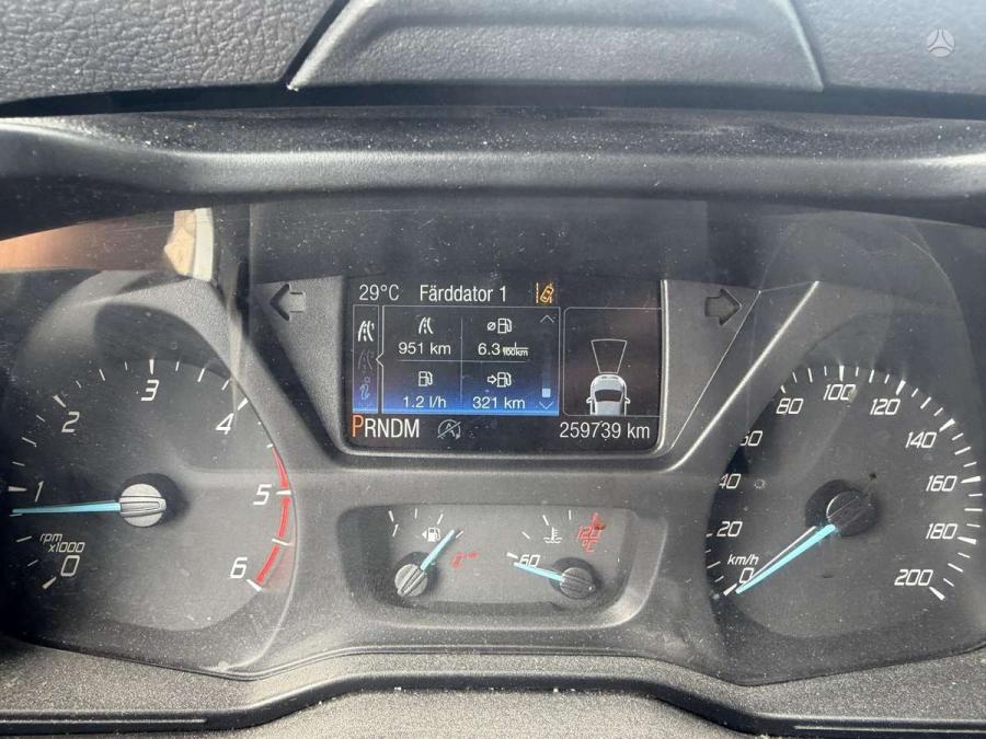 White Ford Transit 2018 in Kaunas, with an engine capacity of 2.00 L and mileage of 258 thousand km for 7500 €, photo 11 on AUTOMOTO.COM.LV