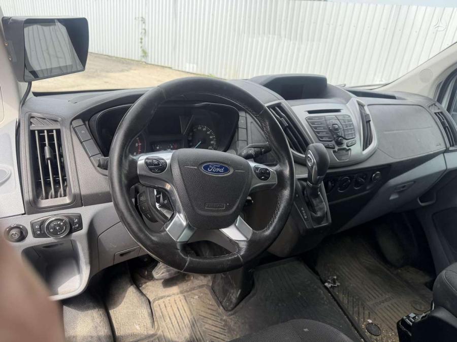 White Ford Transit 2018 in Kaunas, with an engine capacity of 2.00 L and mileage of 258 thousand km for 7500 €, photo 12 on AUTOMOTO.COM.LV
