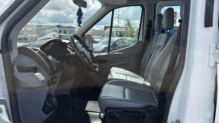 White Ford Transit 2018 in Marijampole, with an engine capacity of 2.00 L and mileage of 172 thousand km for 13650 €, photo 26 on AUTOMOTO.COM.LV