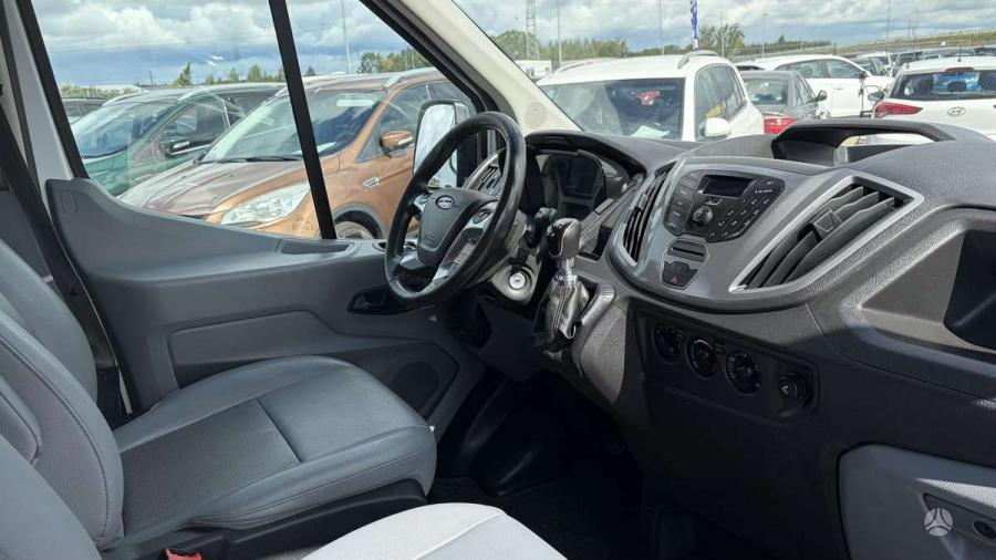 White Ford Transit 2018 in Marijampole, with an engine capacity of 2.00 L and mileage of 172 thousand km for 13650 €, photo 24 on AUTOMOTO.COM.LV