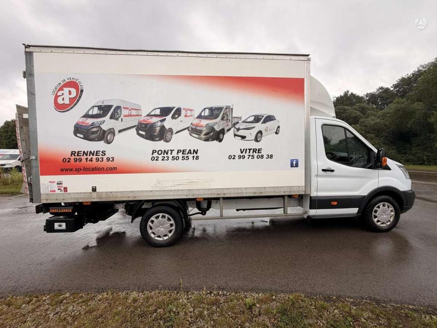 White Ford Transit 2018 in Taurage, with an engine capacity of 2.00 L and mileage of 164 thousand km for 13600 €, photo 9 on AUTOMOTO.COM.LV