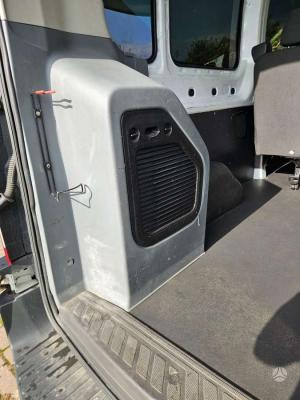 White Ford Transit 2018 in Kaunas, with an engine capacity of 2.00 L and mileage of 1 thousand km for 6150 €, photo 5 on AUTOMOTO.COM.LV