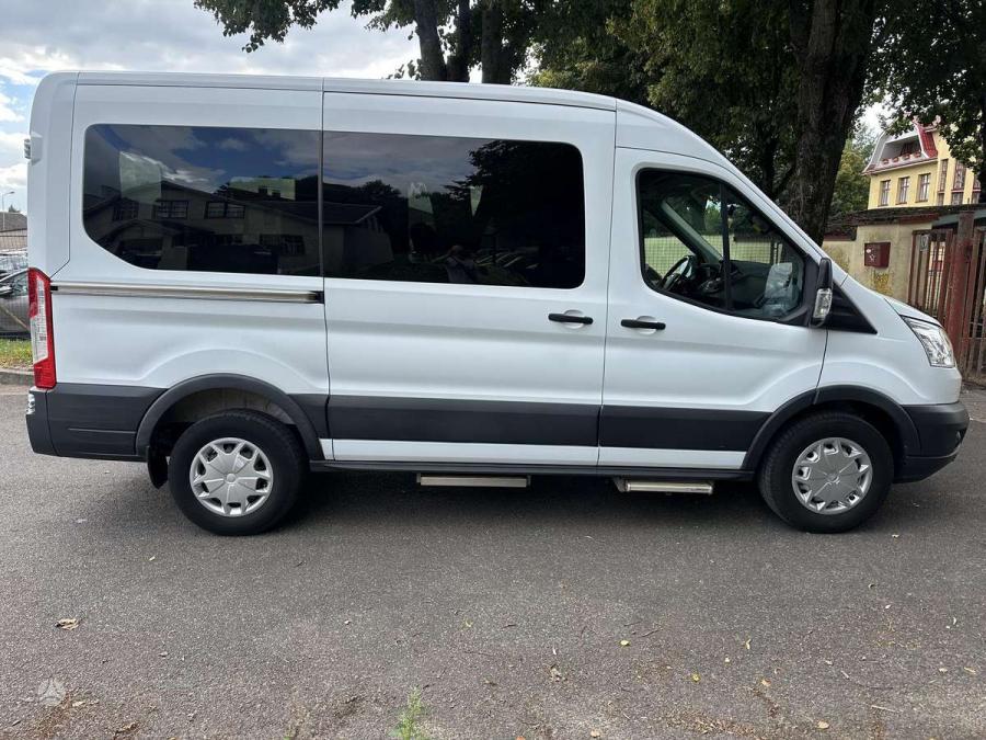 White Ford Transit 2018 in Taurage, with an engine capacity of 2.00 L and mileage of 232 thousand km for 13500 €, photo 5 on AUTOMOTO.COM.LV