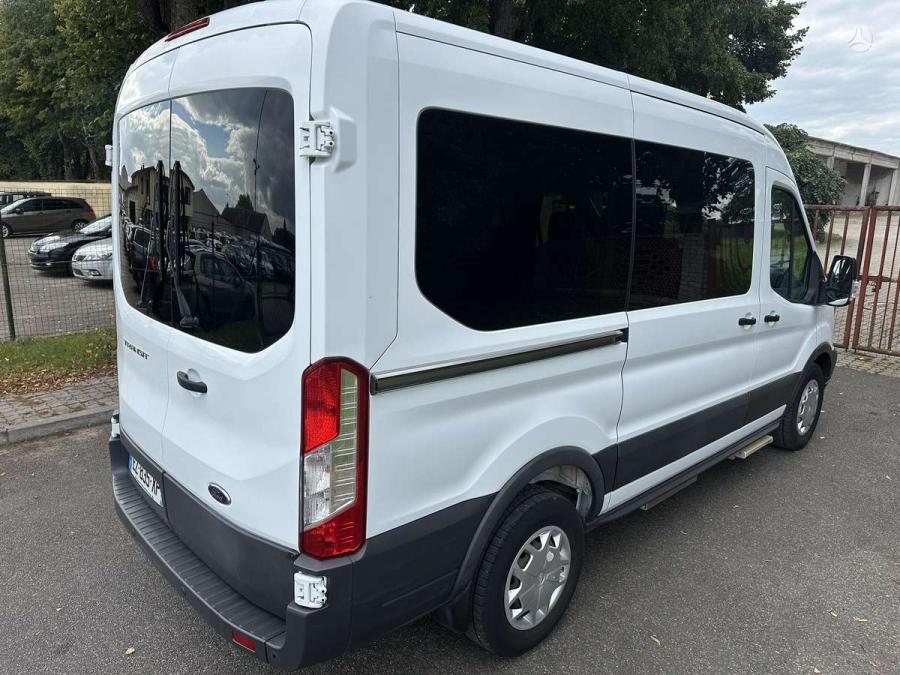 White Ford Transit 2018 in Taurage, with an engine capacity of 2.00 L and mileage of 232 thousand km for 13500 €, photo 6 on AUTOMOTO.COM.LV