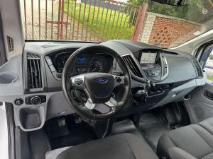 White Ford Transit 2018 in Taurage, with an engine capacity of 2.00 L and mileage of 232 thousand km for 13500 €, photo 12 on AUTOMOTO.COM.LV