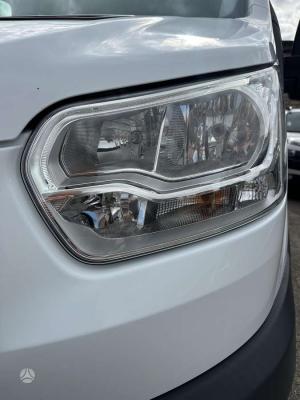 White Ford Transit 2018 in Taurage, with an engine capacity of 2.00 L and mileage of 232 thousand km for 13500 €, photo 33 on AUTOMOTO.COM.LV