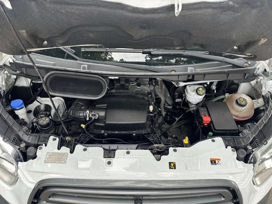 White Ford Transit 2018 in Taurage, with an engine capacity of 2.00 L and mileage of 232 thousand km for 13500 €, photo 34 on AUTOMOTO.COM.LV