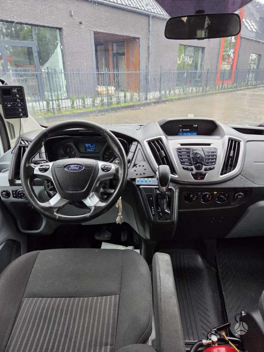 White Ford Transit 2018 in Klaipeda, with an engine capacity of 2.00 L and mileage of 298 thousand km for 7800 €, photo 8 on AUTOMOTO.COM.LV