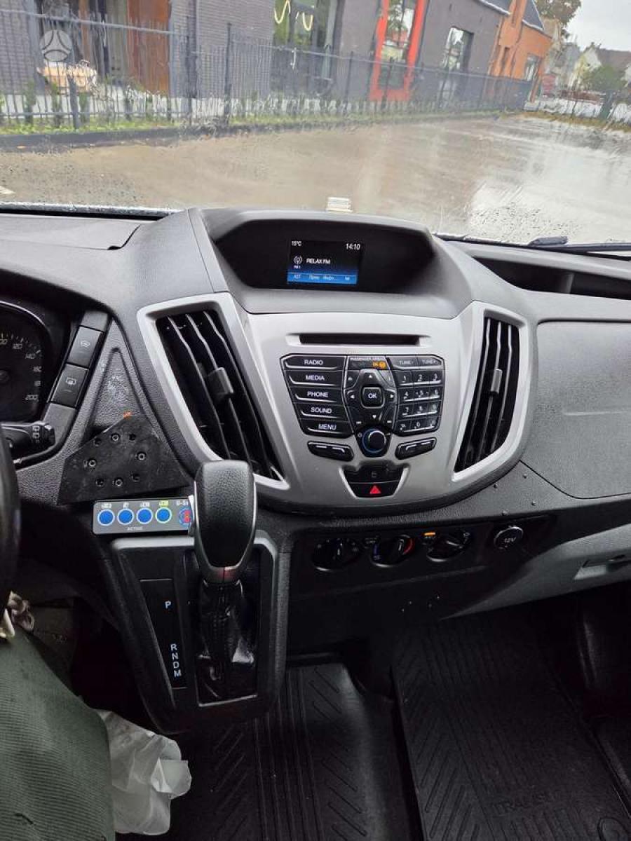 White Ford Transit 2018 in Klaipeda, with an engine capacity of 2.00 L and mileage of 298 thousand km for 7800 €, photo 13 on AUTOMOTO.COM.LV