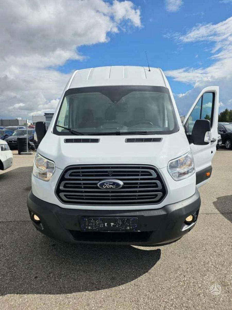 White Ford Transit 2018 in Marijampole, with an engine capacity of 2.00 L and mileage of 182 thousand km for 9850 €, photo 3 on AUTOMOTO.COM.LV