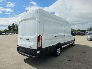 White Ford Transit 2018 in Marijampole, with an engine capacity of 2.00 L and mileage of 182 thousand km for 9850 €, photo 5 on AUTOMOTO.COM.LV