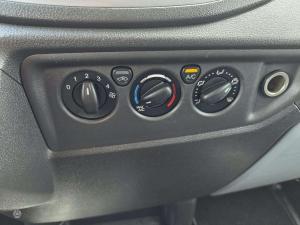 White Ford Transit 2018 in Marijampole, with an engine capacity of 2.00 L and mileage of 182 thousand km for 9850 €, photo 16 on AUTOMOTO.COM.LV