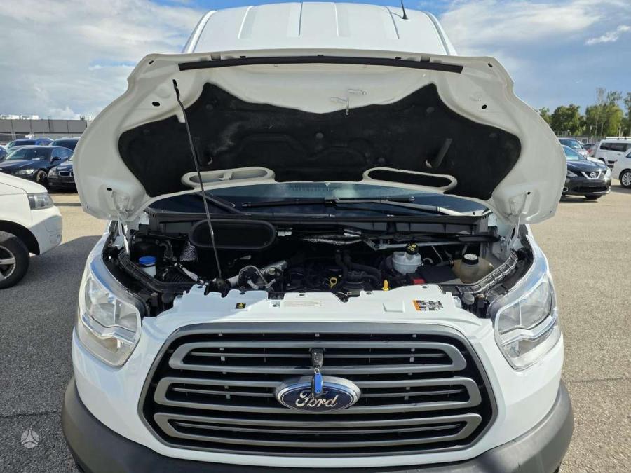 White Ford Transit 2018 in Marijampole, with an engine capacity of 2.00 L and mileage of 182 thousand km for 9850 €, photo 29 on AUTOMOTO.COM.LV