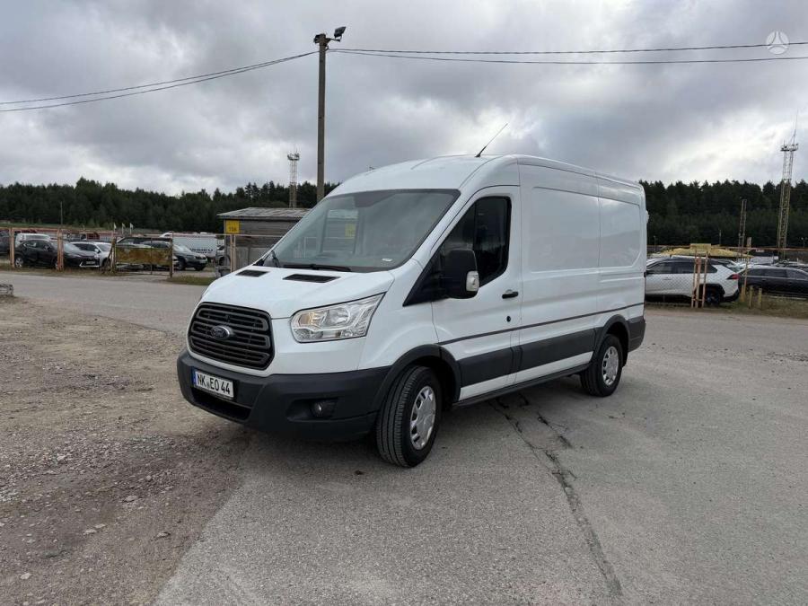 Balts Ford Transit 2018 Viļņa, ar dzinēja tilpumu 2.00 L un nobraukumu 134 tūkst. km par 9500 €, foto 3 vietnē AUTOMOTO.COM.LV