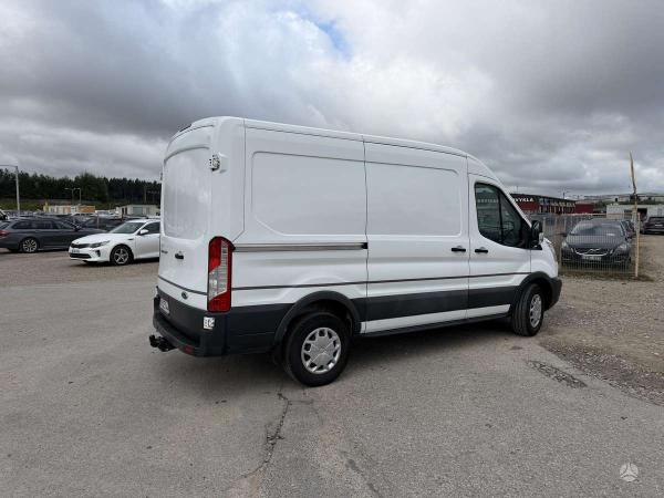Ford Transit 2018 in Vilnius on AUTOMOTO.COM.LV White Ford Transit 2018 in Vilnius, with an engine capacity of 2.00 L and mileage of 134 thousand km for 9500 €, photo 6 on AUTOMOTO.COM.LV