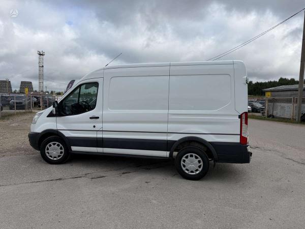 Ford Transit 2018 in Vilnius on AUTOMOTO.COM.LV White Ford Transit 2018 in Vilnius, with an engine capacity of 2.00 L and mileage of 134 thousand km for 9500 €, photo 11 on AUTOMOTO.COM.LV
