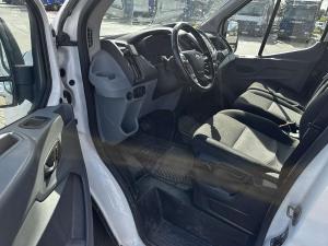 White Ford Transit 2018 in Taurage, with an engine capacity of 2.00 L and mileage of 249 thousand km for 7200 €, photo 10 on AUTOMOTO.COM.LV