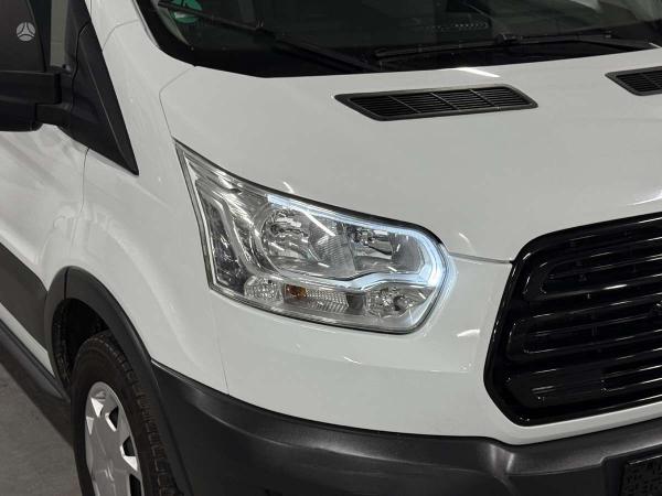 White Ford Transit 2019 in Marijampole, with an engine capacity of 2.00 L and mileage of 225 thousand km for 11500 €, photo 10 on AUTOMOTO.COM.LV