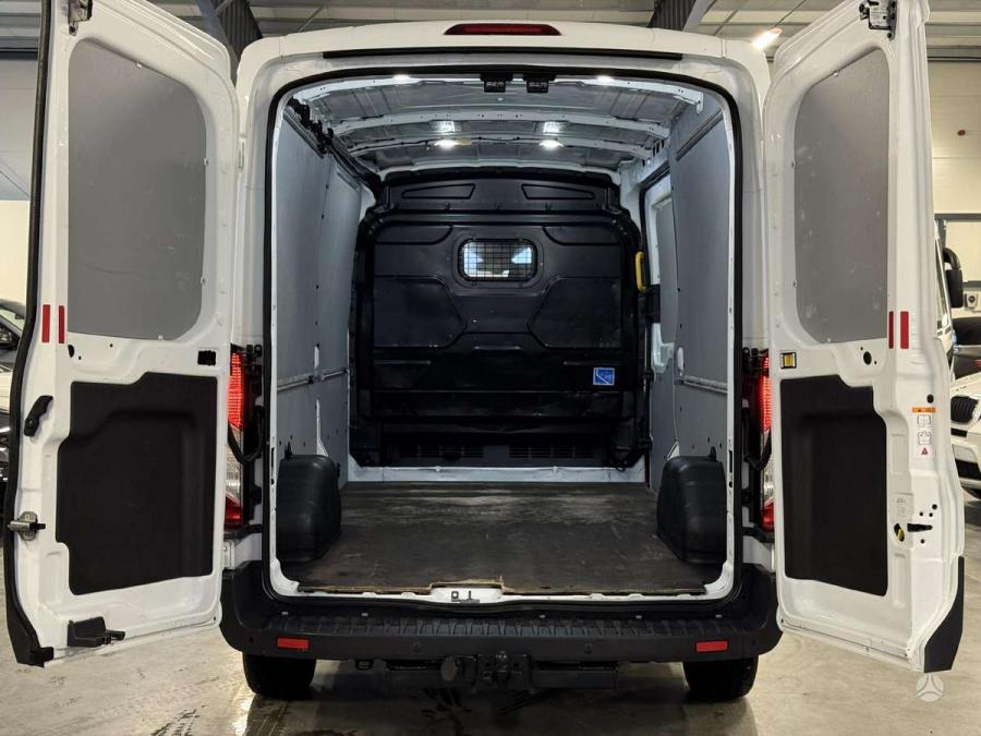 Balts Ford Transit 2019 Marijampole, ar dzinēja tilpumu 2.00 L un nobraukumu 200 tūkst. km par 10950 €, foto 8 vietnē AUTOMOTO.COM.LV