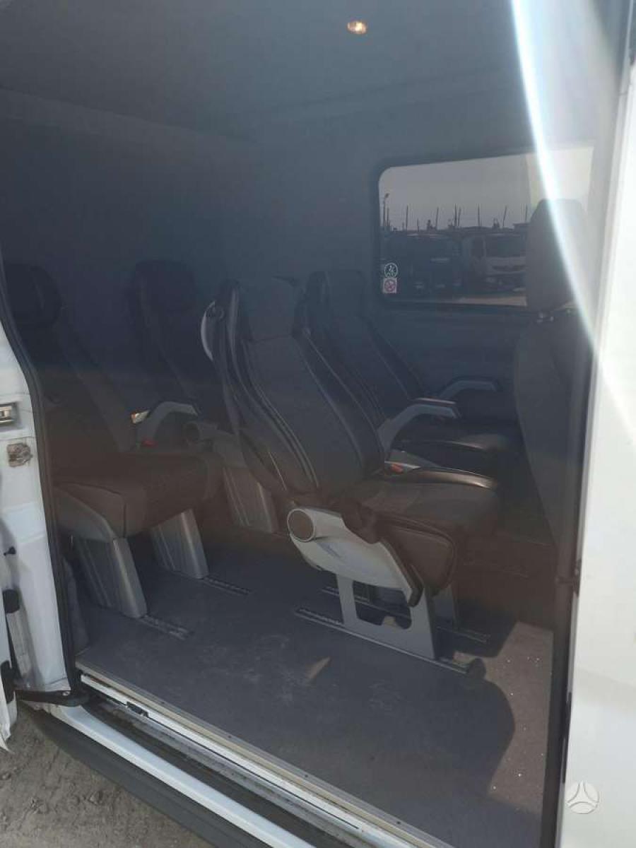 White Ford Transit 2019 in Kaunas, with an engine capacity of 2.00 L and mileage of 639 thousand km for 10500 €, photo 7 on AUTOMOTO.COM.LV