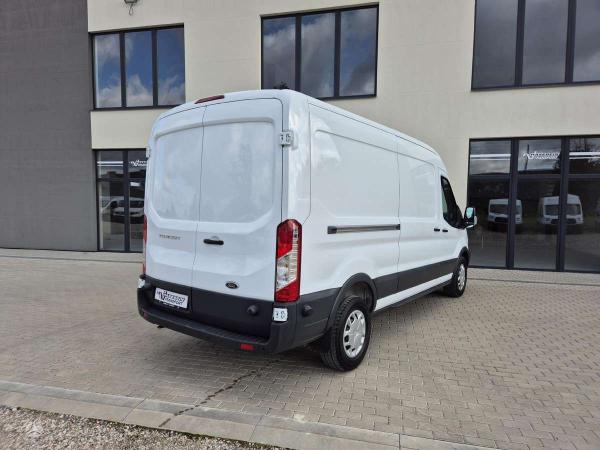 Balts Ford Transit 2019 Marijampole, ar dzinēja tilpumu 2.00 L un nobraukumu 219 tūkst. km par 10500 €, foto 4 vietnē AUTOMOTO.COM.LV