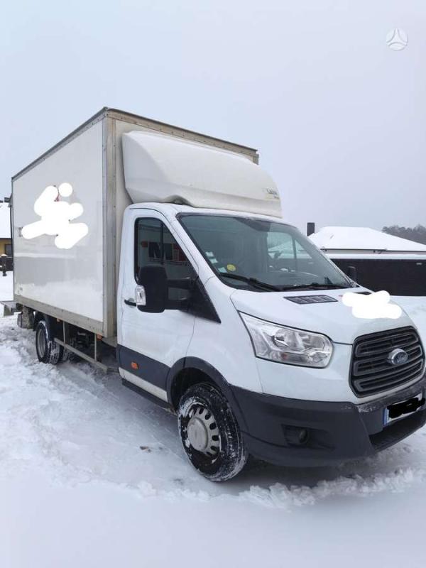 White Ford Transit 2019 in Taurage, with an engine capacity of 2.00 L and mileage of 195 thousand km for 13500 €, photo 2 on AUTOMOTO.COM.LV