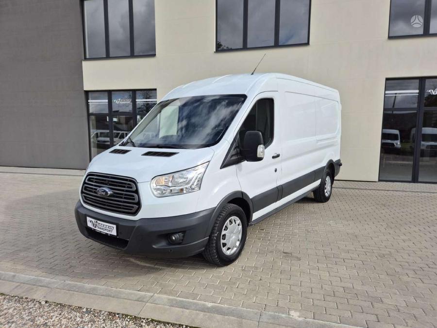 White Ford Transit 2019 in Marijampole, with an engine capacity of 2.00 L and mileage of 219 thousand km for 10500 €, photo 3 on AUTOMOTO.COM.LV