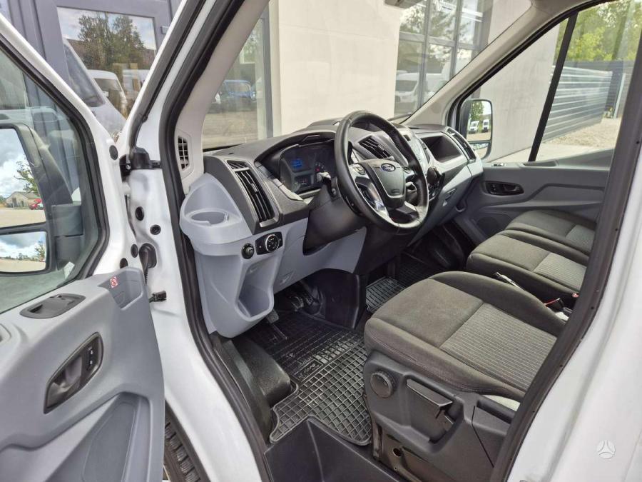 White Ford Transit 2019 in Marijampole, with an engine capacity of 2.00 L and mileage of 219 thousand km for 10500 €, photo 10 on AUTOMOTO.COM.LV
