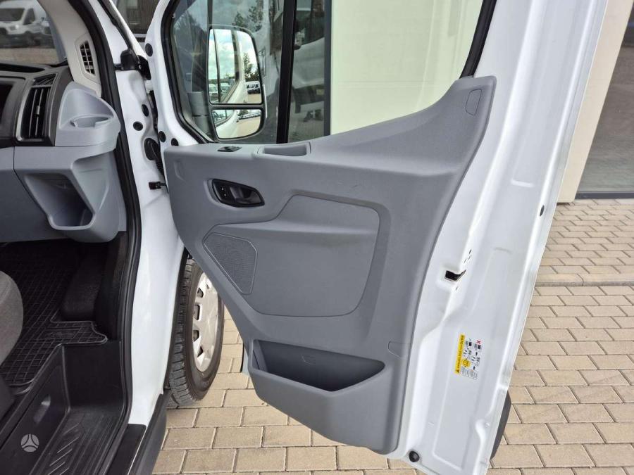 White Ford Transit 2019 in Marijampole, with an engine capacity of 2.00 L and mileage of 219 thousand km for 10500 €, photo 17 on AUTOMOTO.COM.LV