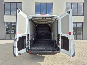 White Ford Transit 2019 in Marijampole, with an engine capacity of 2.00 L and mileage of 219 thousand km for 10500 €, photo 19 on AUTOMOTO.COM.LV